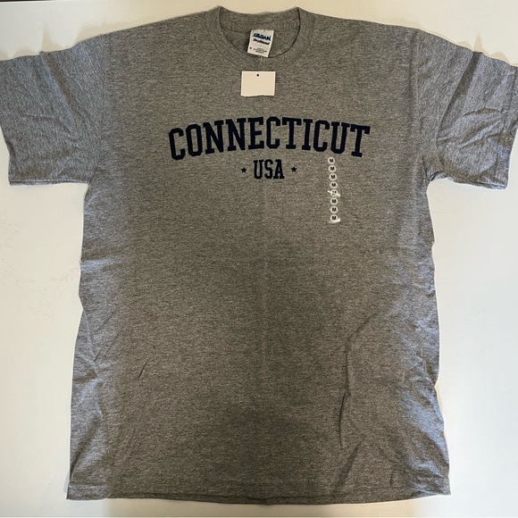 Gildan | Shirts | Connecticut Usa Mens Tshirt | Poshmark